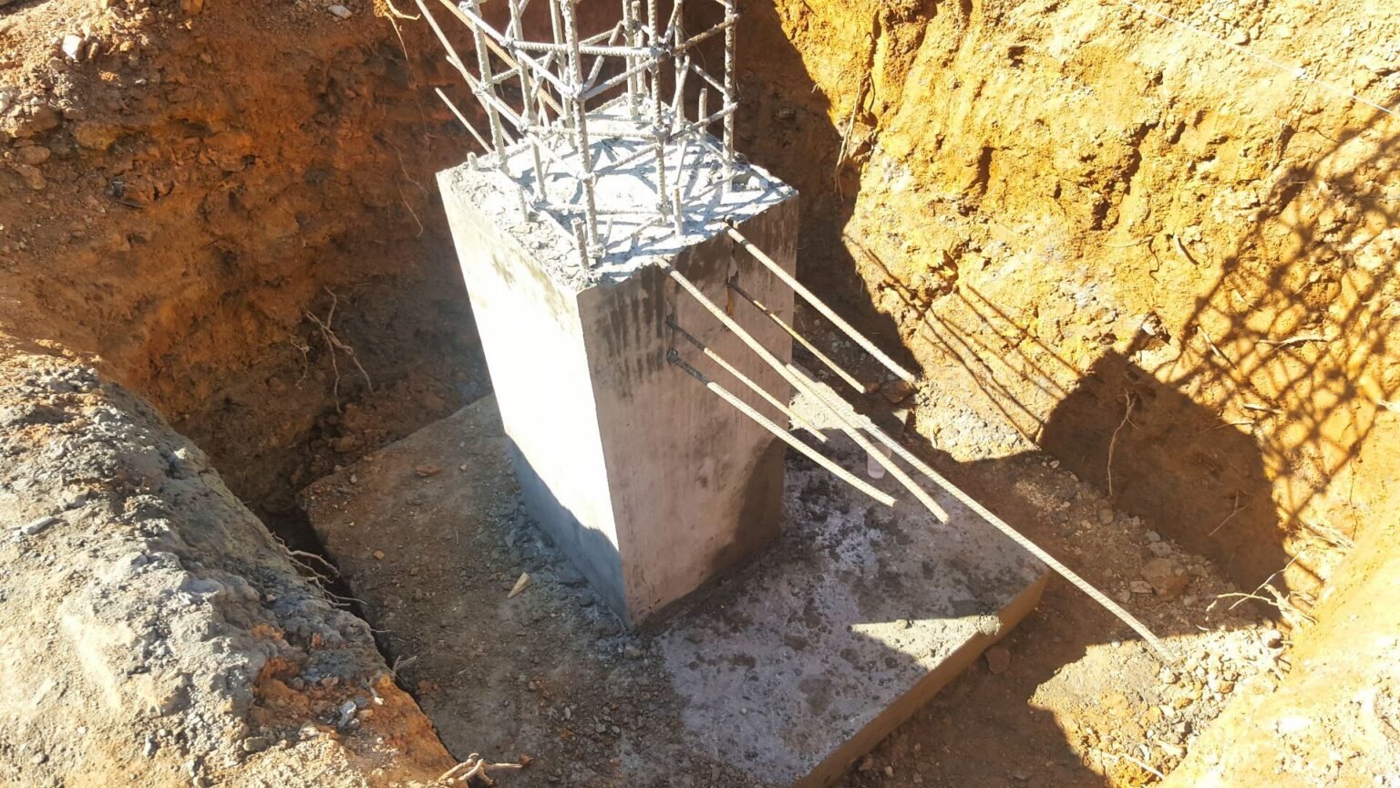 Cimentaciones: Zapatas corridas - Santiago González